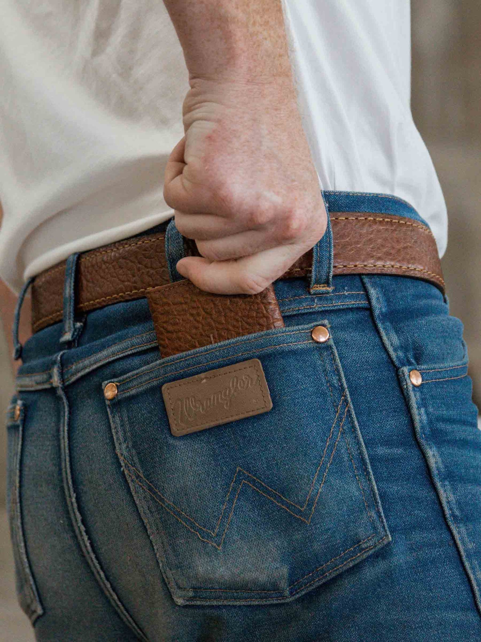 Premium Handcrafted Leather Wallets | Lejon Belts